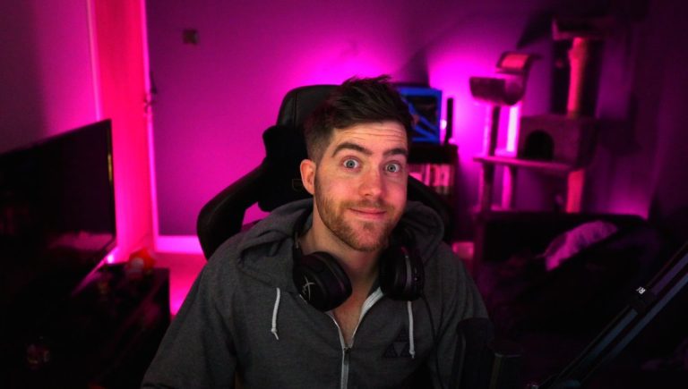 The Top 20 Best British Twitch Streamers - GamerBolt